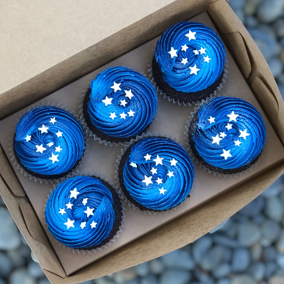 Starry Night Cupcakes | Spongedrop